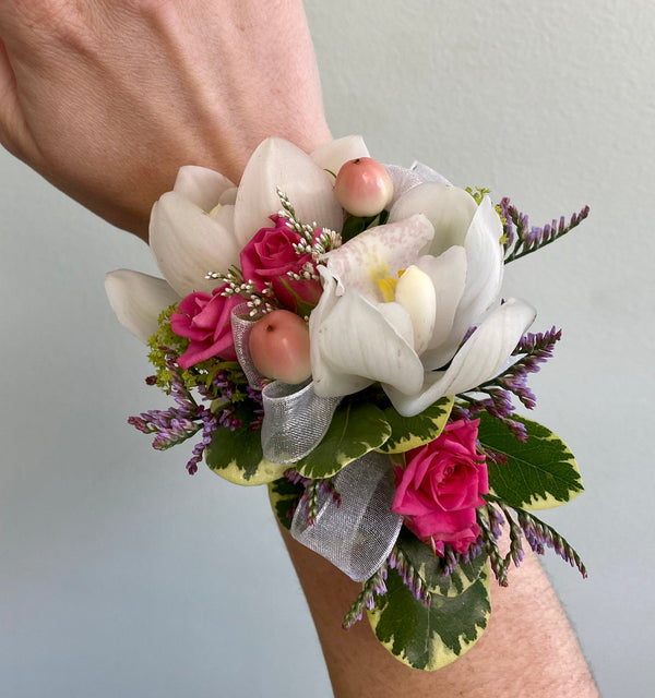 Prom : Boutonniere, Corsage, and Wristlets – Wild Willy's Plants and ...
